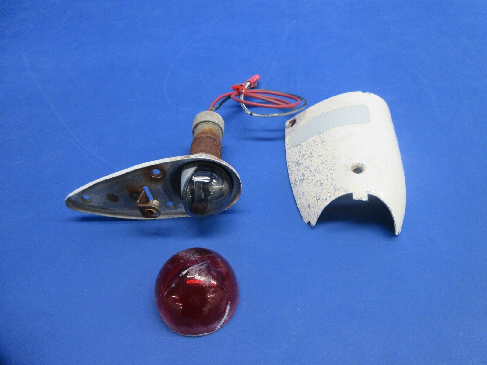 Cessna Wing Tip Navigation Light LH P/N C622001-0201 (1024-915) – Safe ...