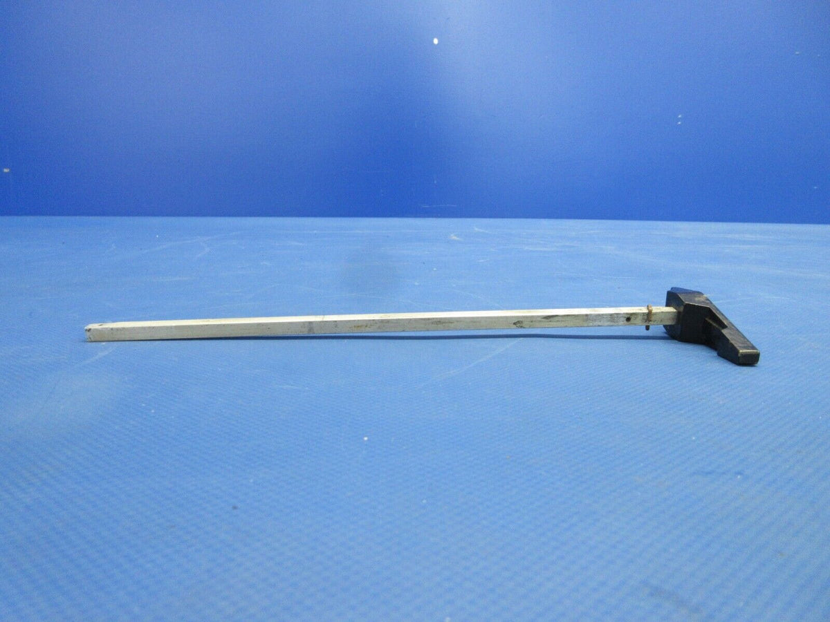 Cessna 172 / 172P Fuel Selector Shaft w/ Handle P/N 0516024-2 (0824-12 ...