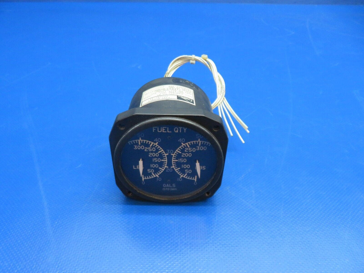 Cessna 310 Gull Airborne Fuel Quantity Indicator 9910082-33 WARRANTY ...
