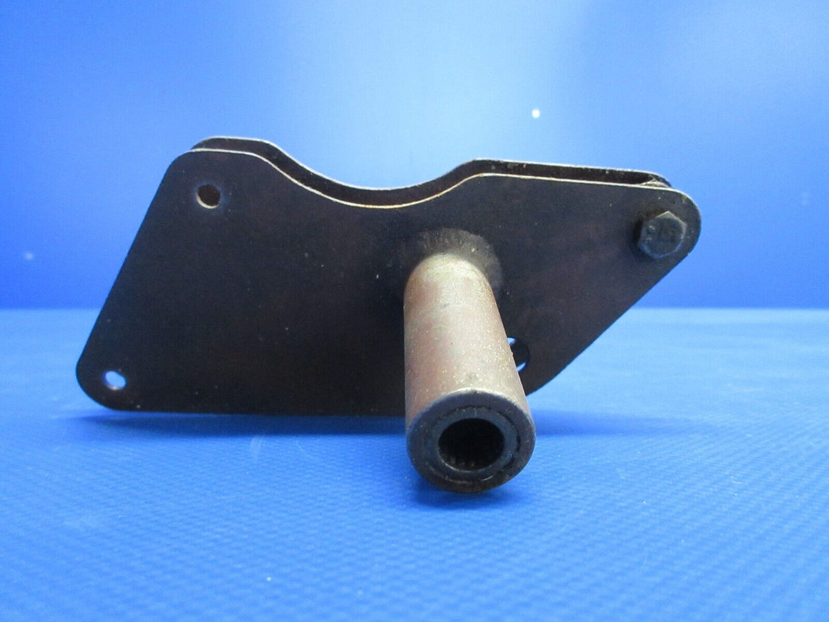 Cessna Aileron Bellcrank Assembly RH P/N 0523223-1 (0324-1126) – Safe ...