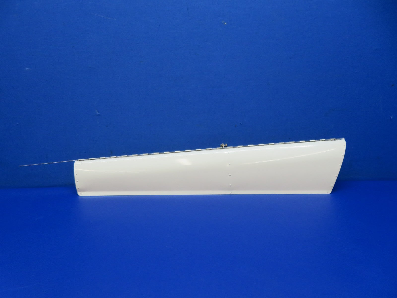 Beech D95A Travel Air LH Elevator Tab P/N 45-610005-110 (1025-200 ...
