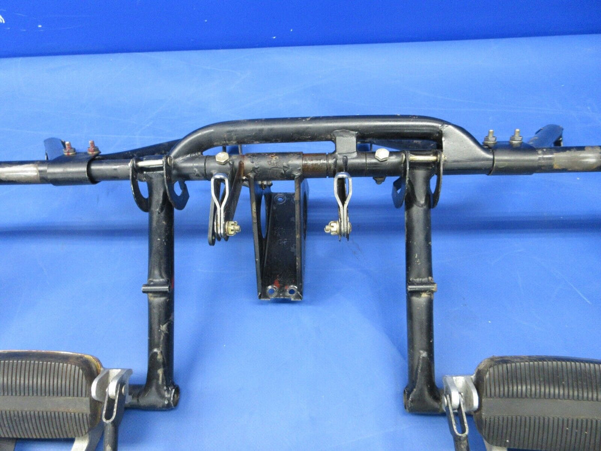 Piper PA-32RT-300T Rudder Control Bars & Pedals Assy P/N 63459-18 (092 ...