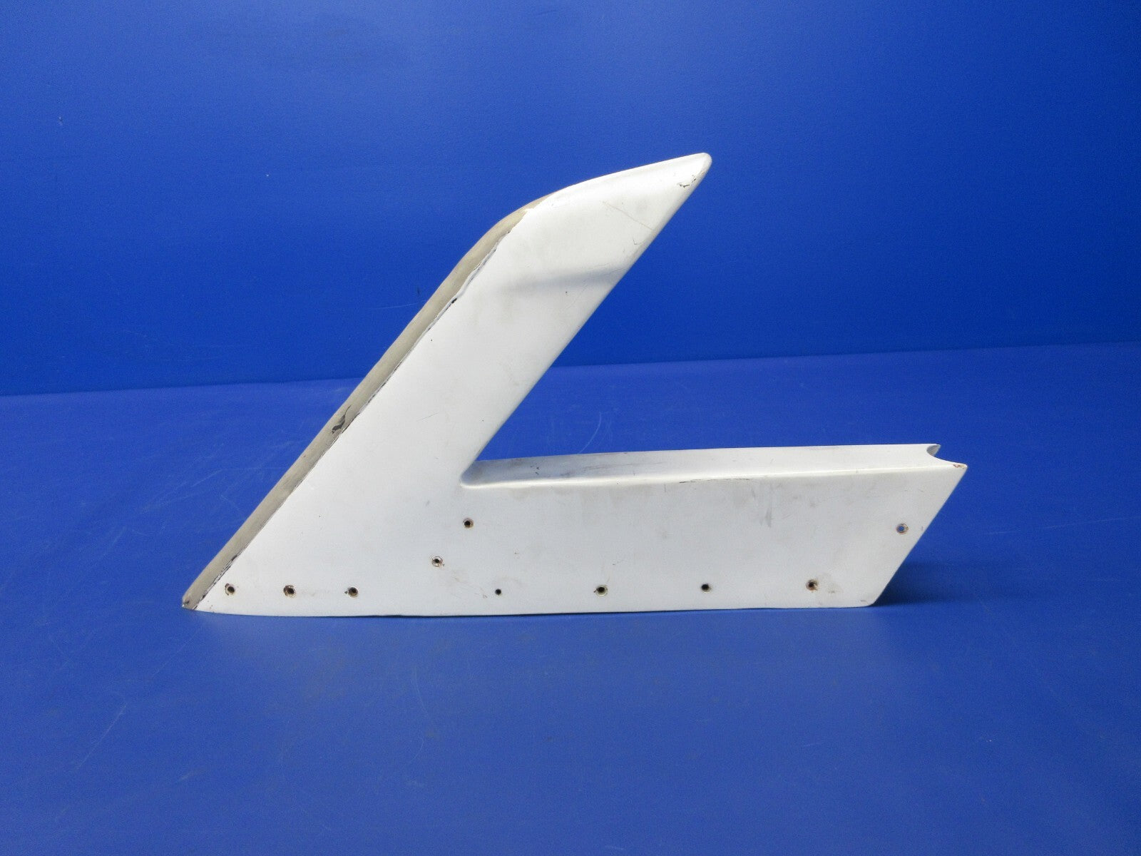 Cessna 310 / 310R Vertical Stabilizer / Fin Cap P/N 0831116-1 (0525-12 ...