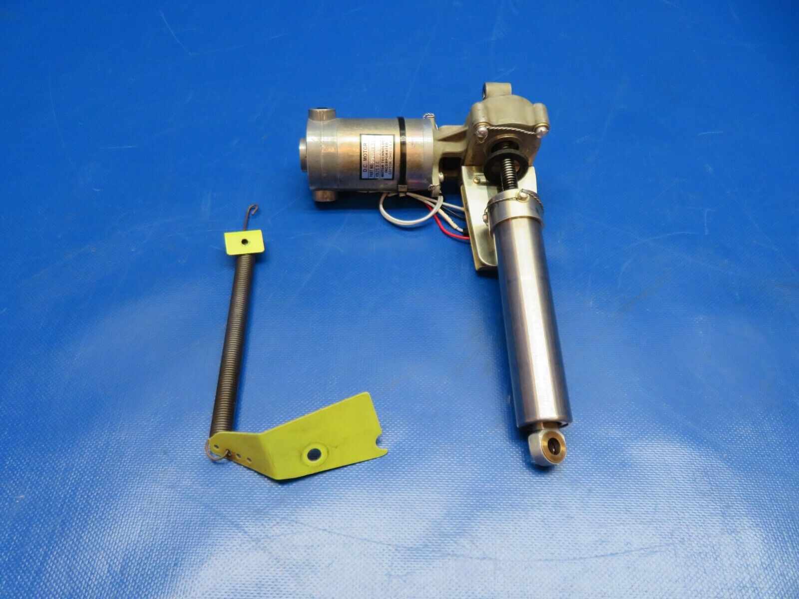 Enstrom RH Lateral Cyclic Trim Actuator & Motor 24w 210A155 TESTED (01 ...