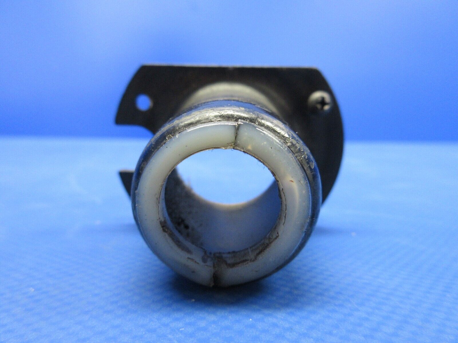 Cessna 180 / 180K Control Tube Support Assy RH P/N 0513311-2 (0624-714 ...
