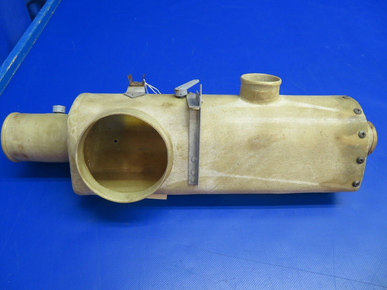1957 Cessna 310 Plenum Chamber Assembly P/N 0813750-6 (0520-415) – Safe ...