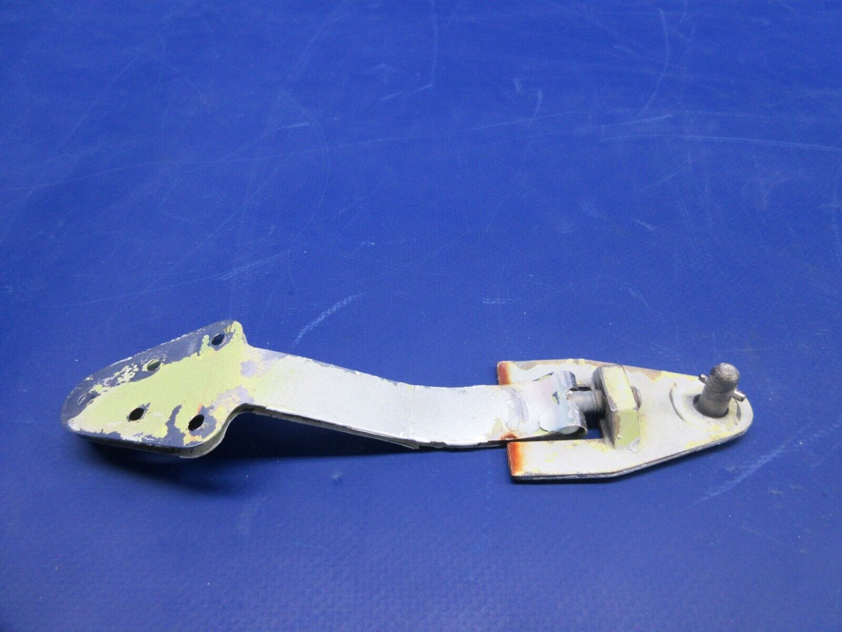 Beech 58 Baron Nose Cone Latch P/N 414-184040-7 (0225-974) – Safe Skies ...