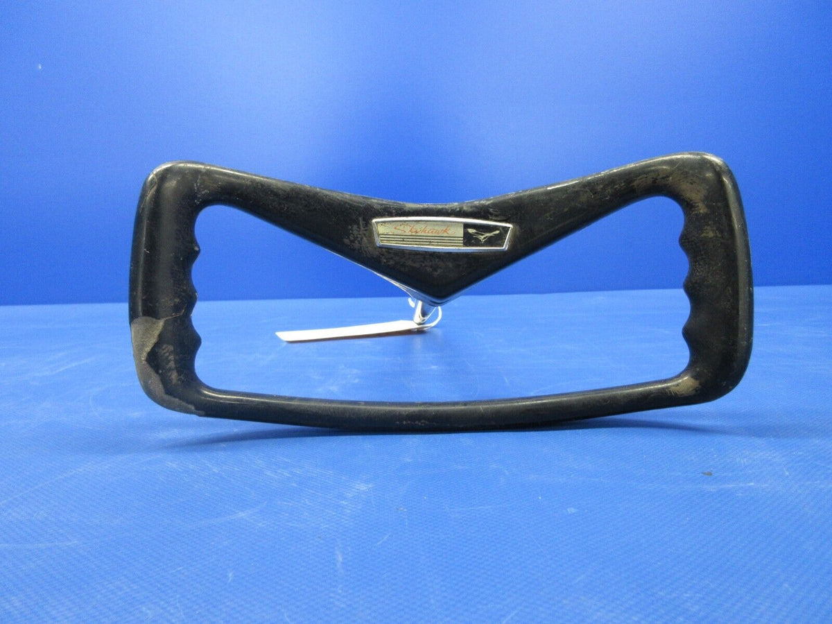 Cessna 172 Control Wheel / Yoke P/N 0513166-7 (0424-1072) – Safe Skies ...