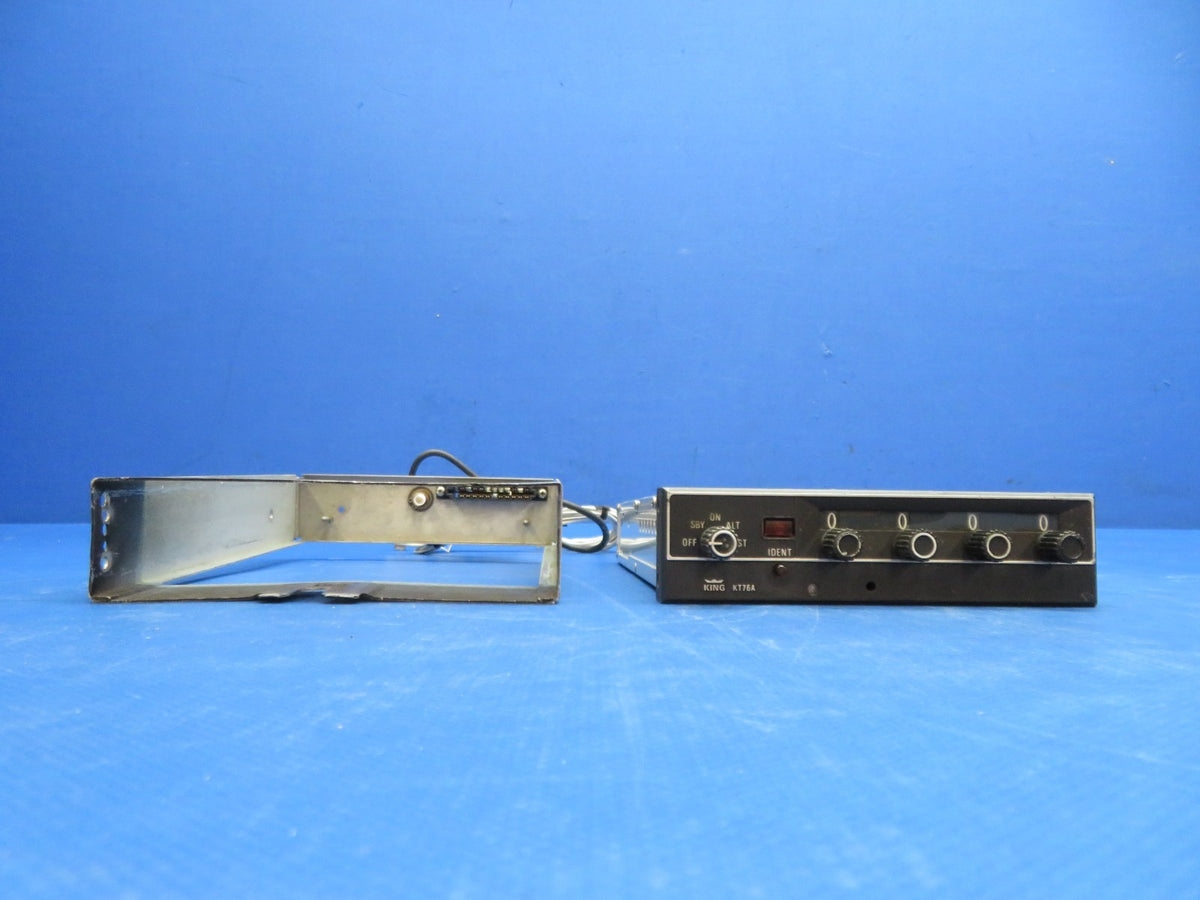 King KT76A Transponder w/ Rack 14v P/N 066-1062-00 FOR PARTS OR CORE ...