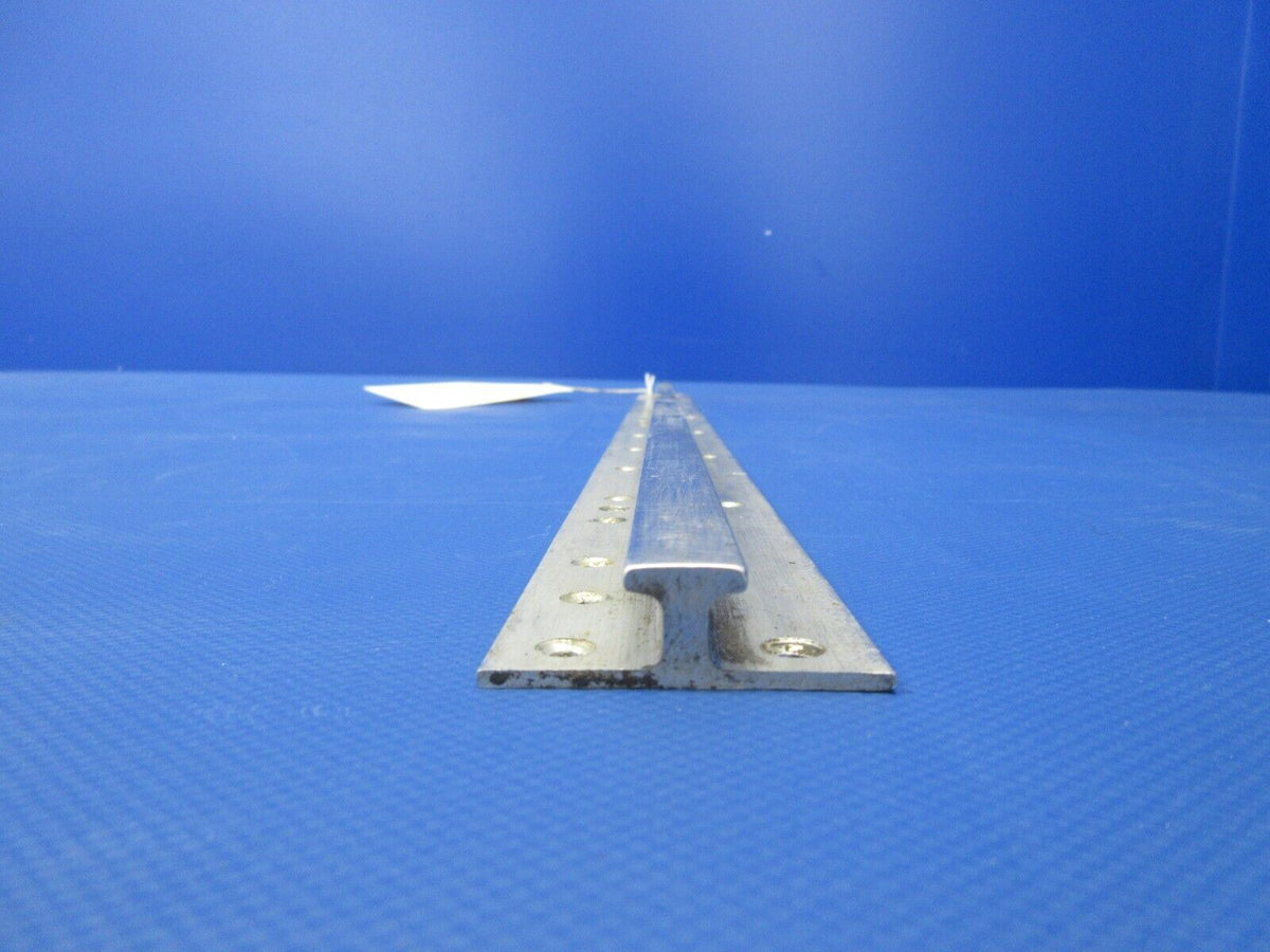 Beech 19A Musketeer Seat Track RH OTBD P/N 169-400005-920 (0424-1356 ...