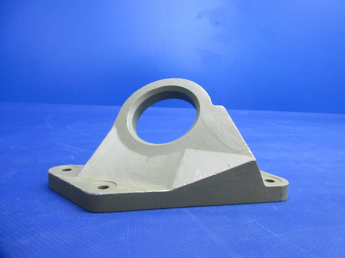 Cessna 402C Nacelle Engine Mount Attach Fitting RH AFT P/N 5654129-2 ...