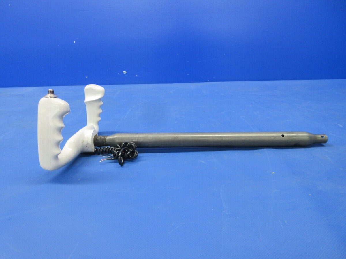 Beech C23 Sundowner Control Wheel Assy RH P/N 35-380060-35 (0724-2100 ...