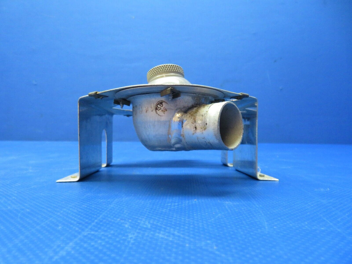 Mooney M20 / M20E Overhead Air Valves w/ Bracket P/N 640026 (0424-184 ...