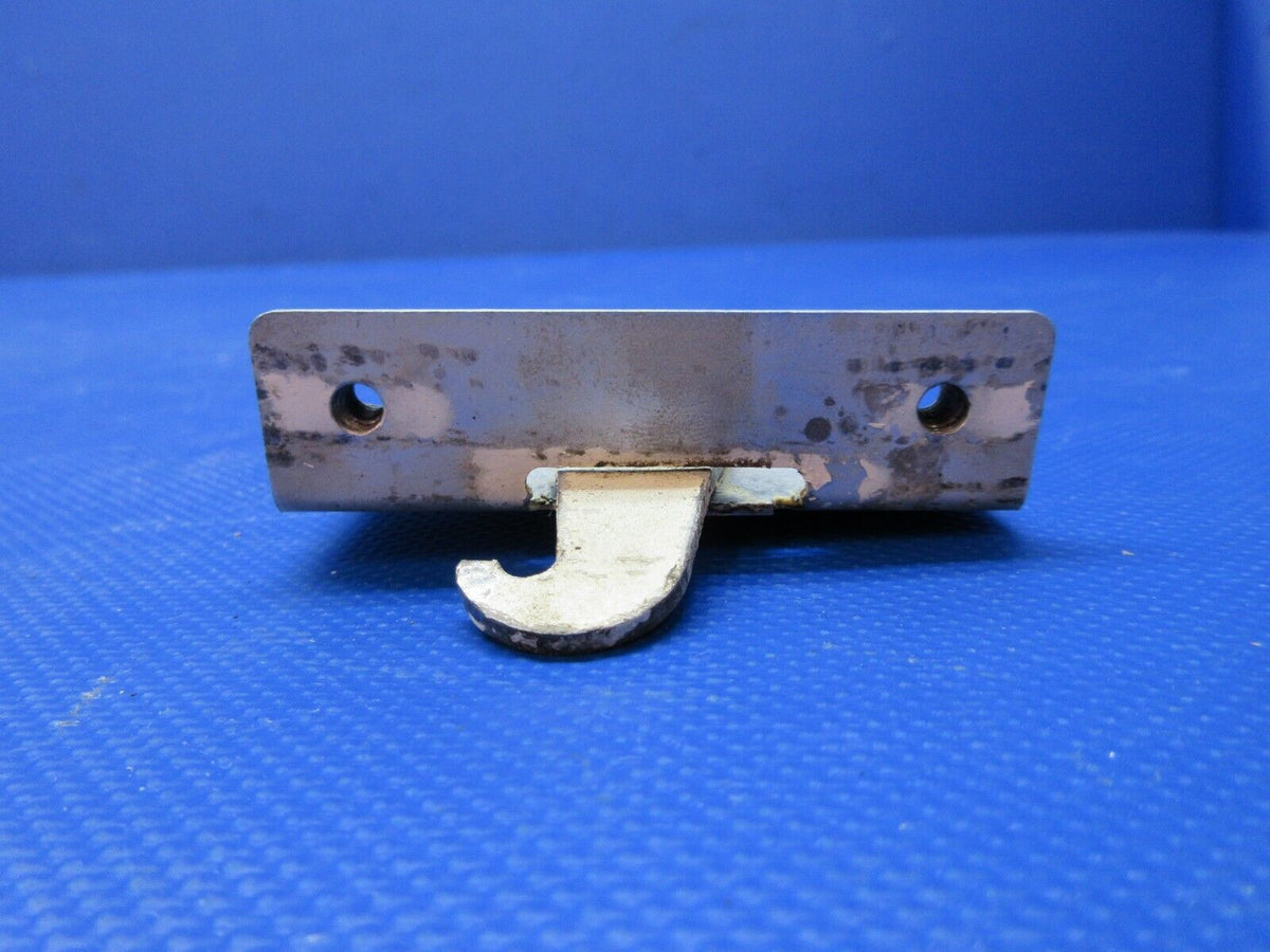 Bellanca 17-30A Viking Cabin Door Upper Latch P/N 196610-10 (0924-1405 ...