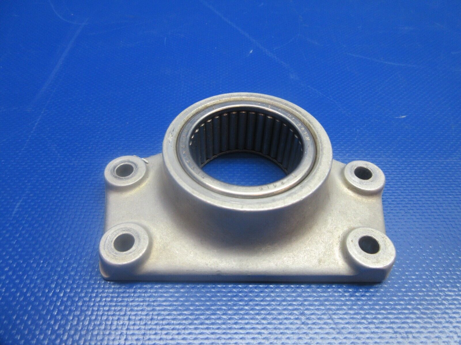 Cessna 310 / 310R Nose Gear Trunnion Retainer Bearing P/N 0842007-2 (0 ...