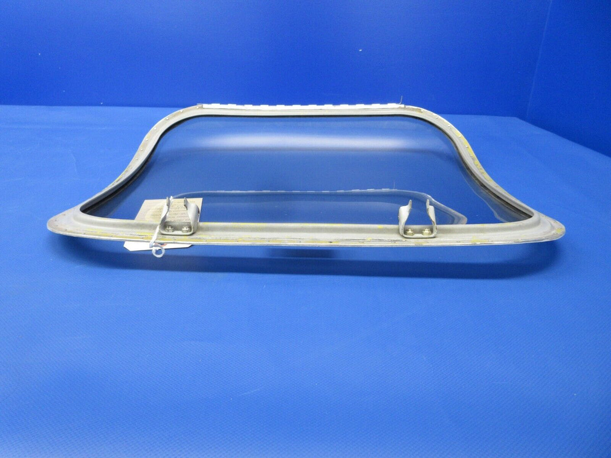 Beech 95 / D95A Travel Air Cabin Center Window Assy LH 35-410291-146 ...