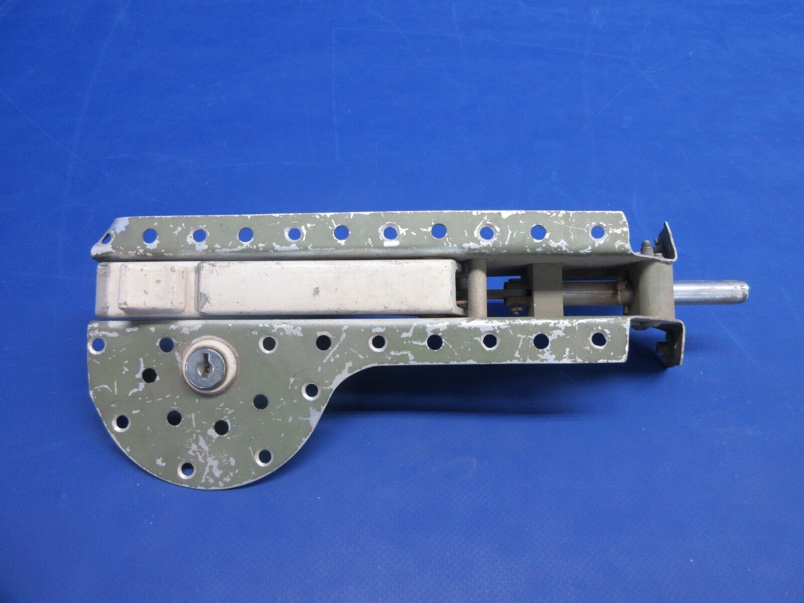 Cessna 310 / 310R Nacelle Baggage Door Latch P/N 0851781-36 NO KEY (03 ...