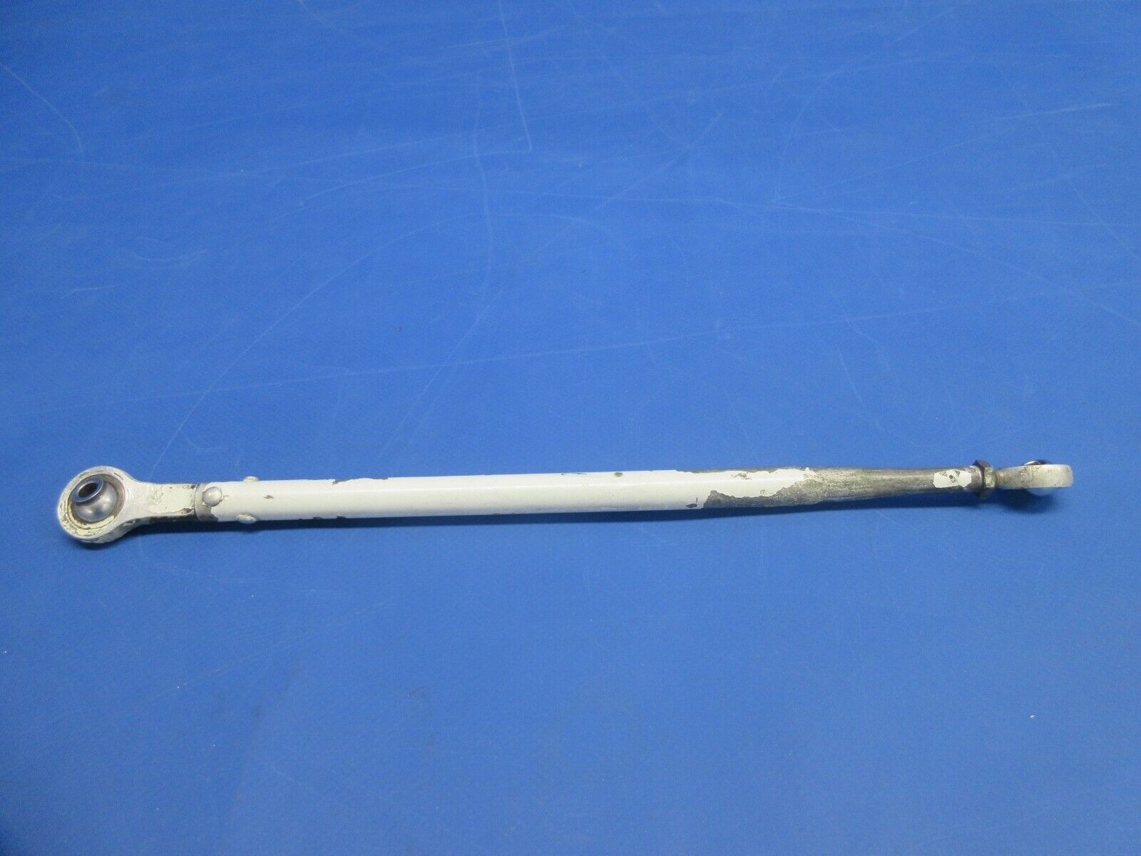 =Cessna 310 / 310R RH Nose Gear Door Retraction Tube 5245206-3 (1124-7 ...