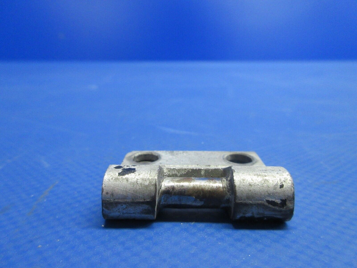 Cessna 337 / P337H Skymaster Cabin Door Catch Assy P/N 1511434-1 (0724 ...
