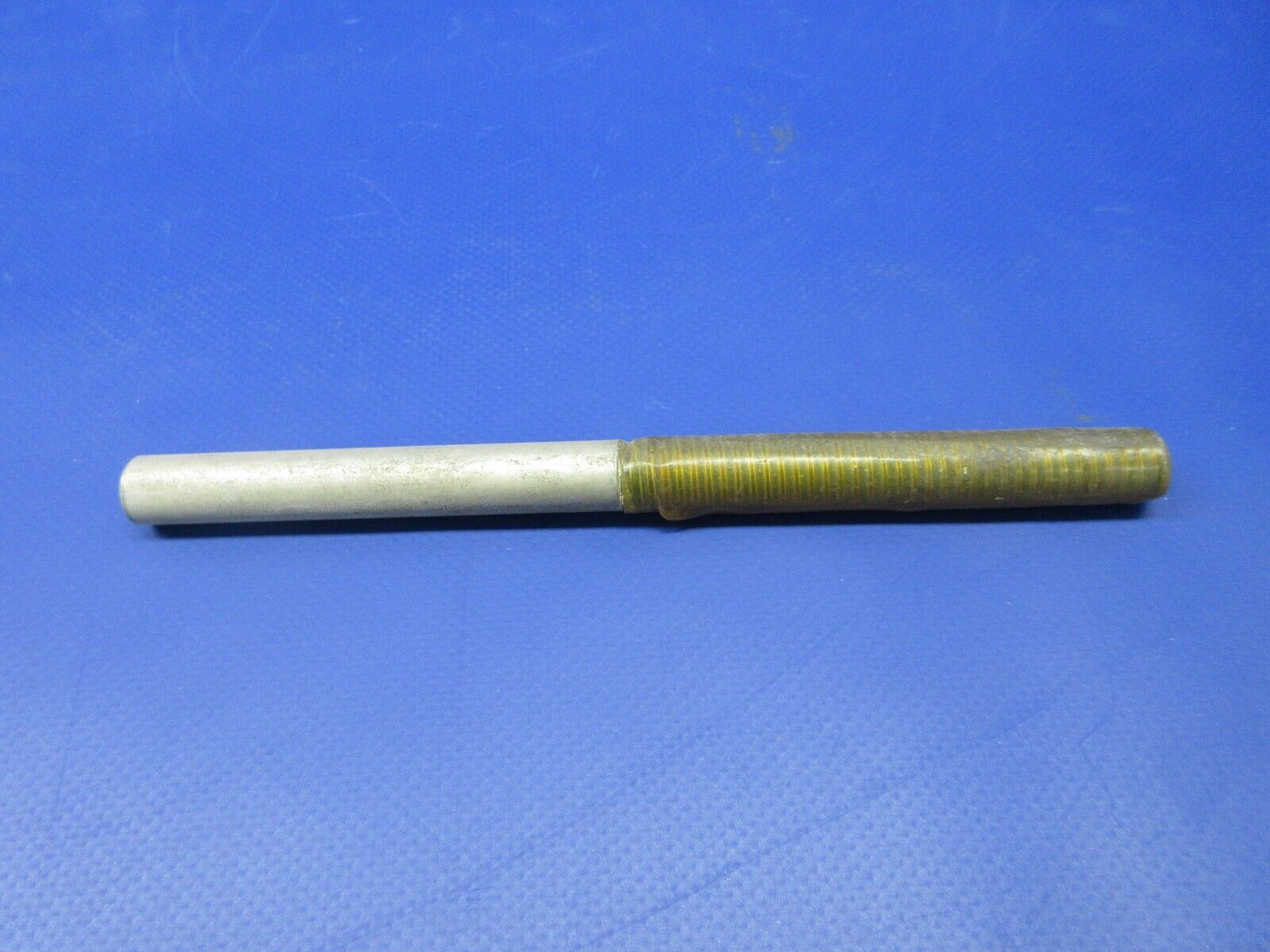 Cessna 310 / 310R Cabin Seat Adjust Screw P/N 0812742-1 NOS (0125-1496 ...