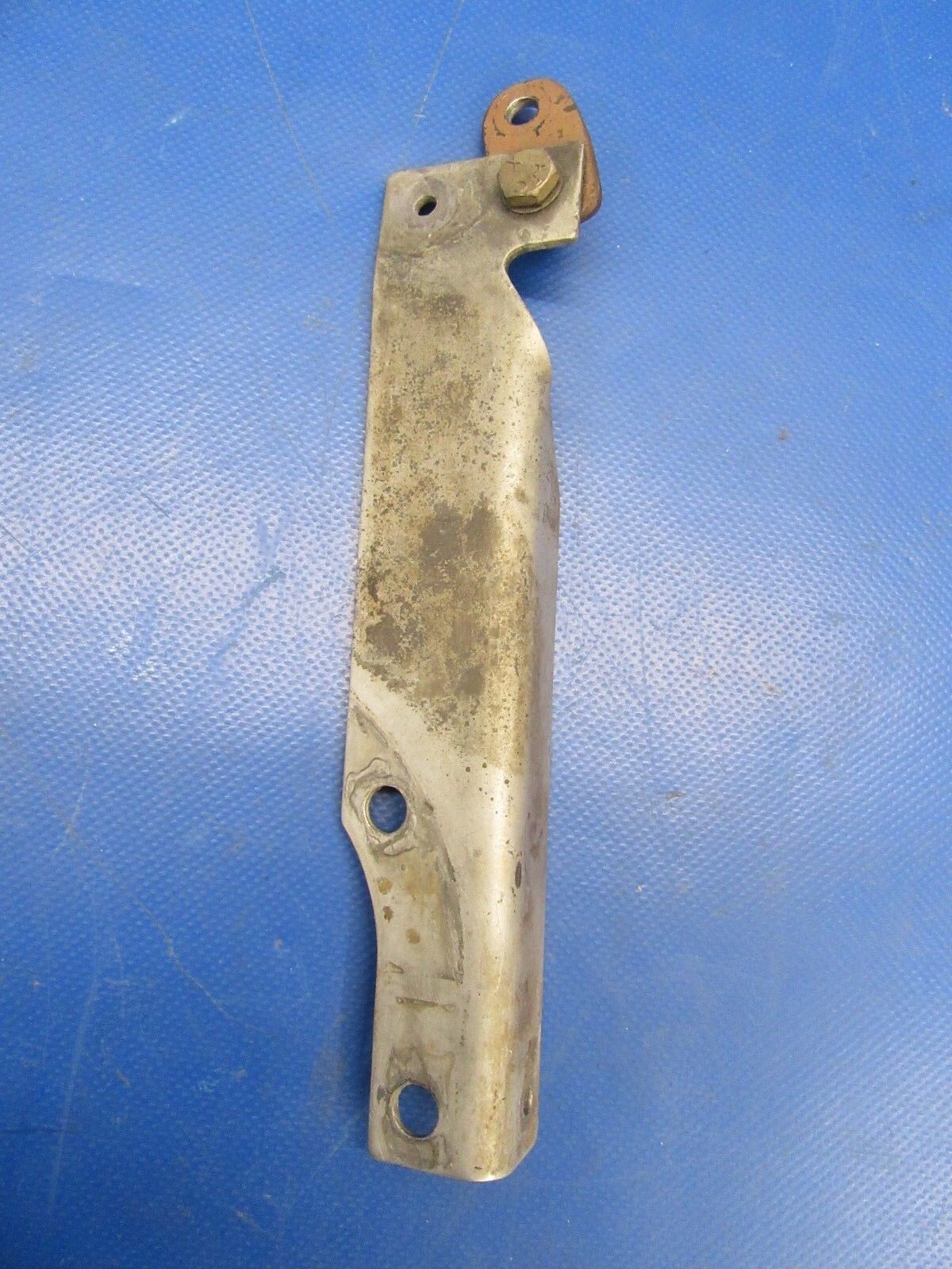 Beech Baron 95-B55 Continental Bracket Exhaust (1118-271) – Safe Skies ...