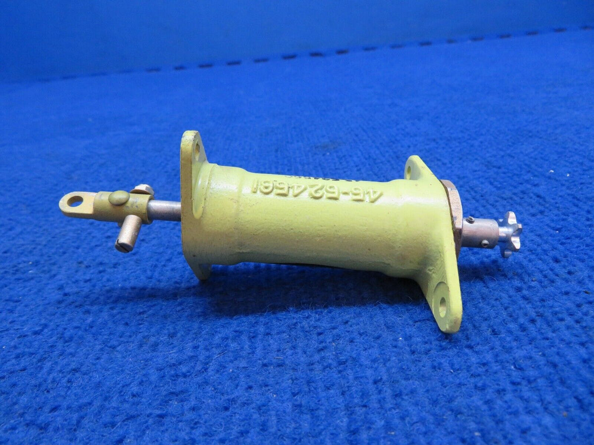 Beechcraft Actuator Assy Trim Tab P/N 95-521000-603 NOS (0722-582 ...