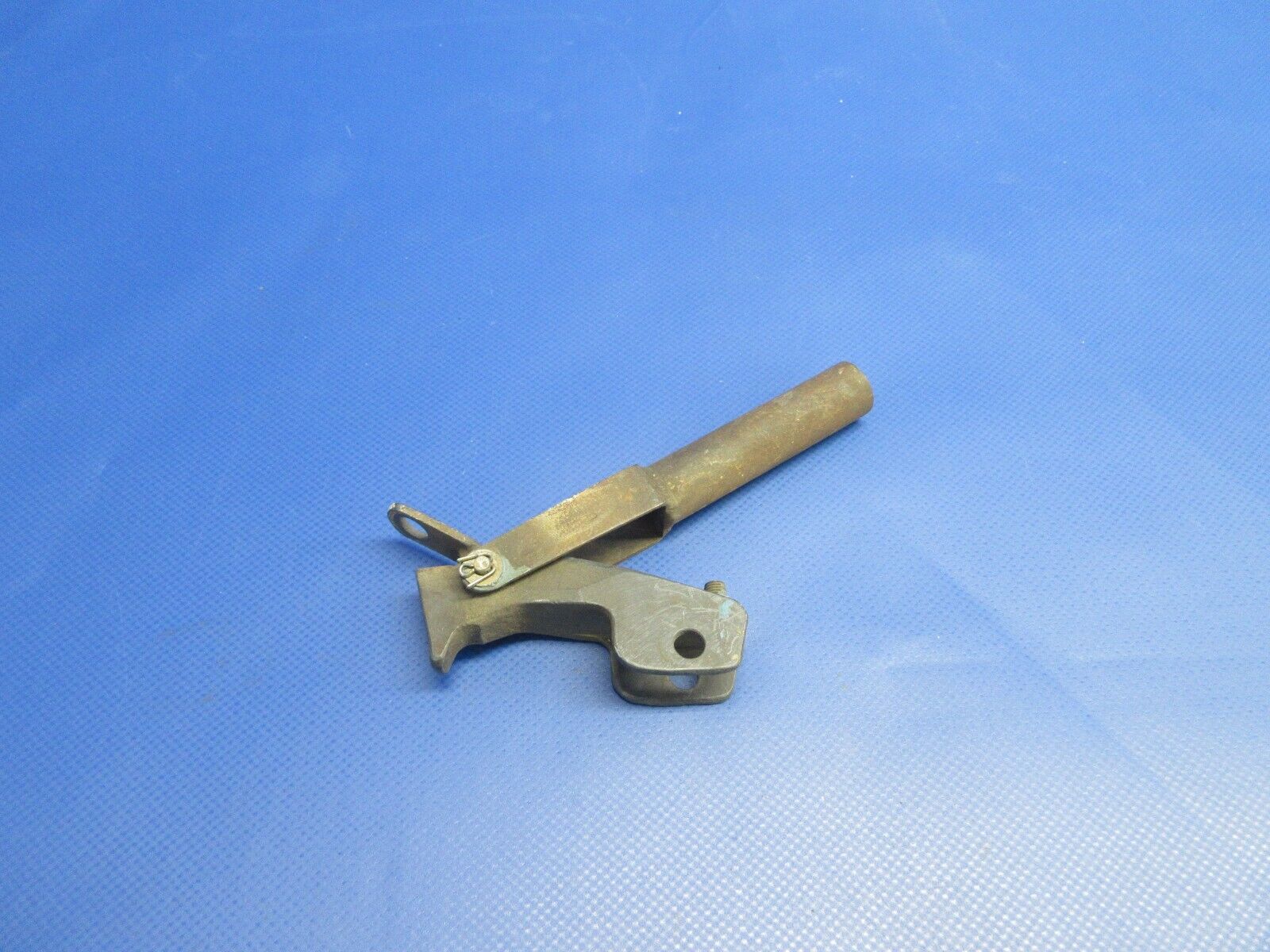 Cessna 210 Main Gear Down Lock Hook & Spring Assy P/N 1241634-5 (0124 ...