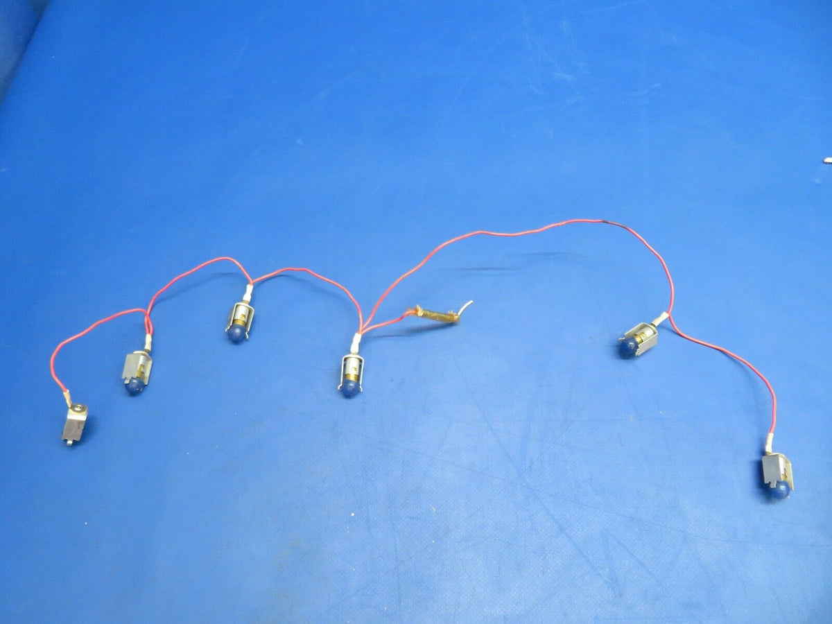 Piper PA-34-200T Seneca Instrument Panel Light LOT OF 16 (1222-926 ...
