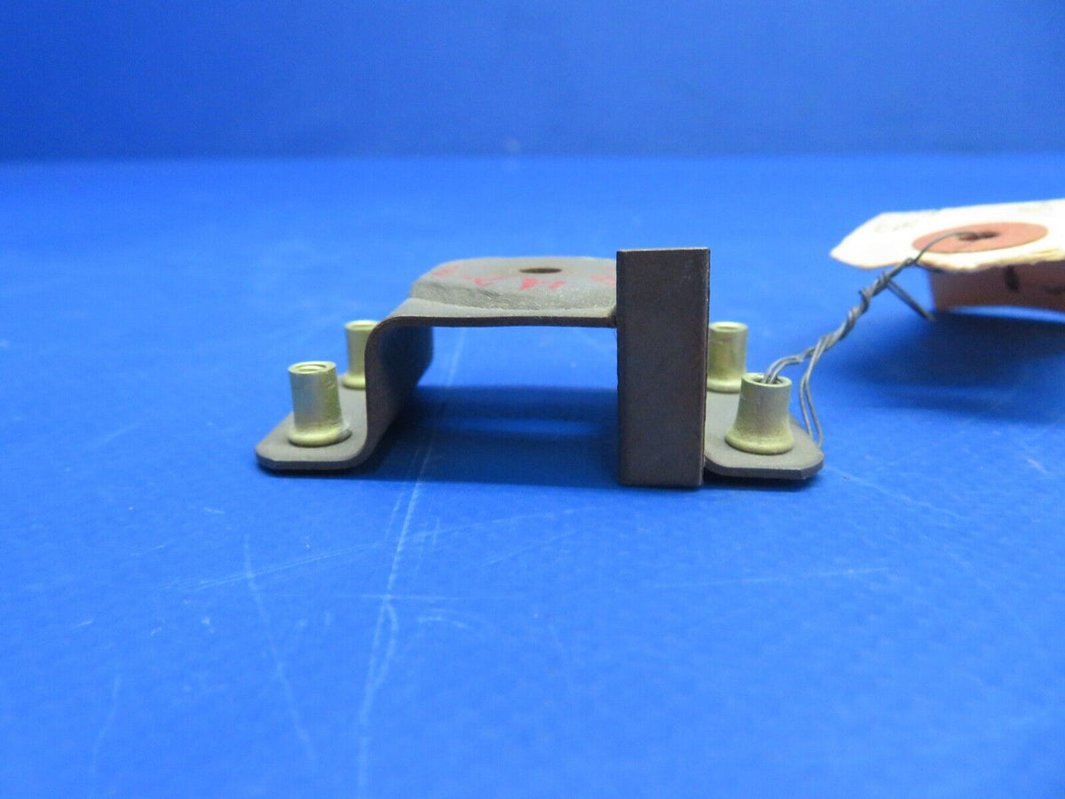 Piper Aztec Door Bracket - Lower Bellcrank P/N 18423-000 NOS (0922-816 ...