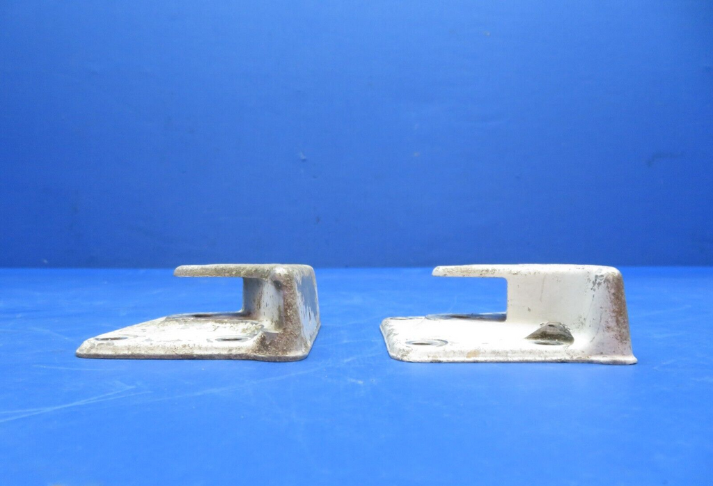 Cessna 310 / 310Q Drag Link RH Retainer Truss Brace P/N 0842105-1 (082 ...