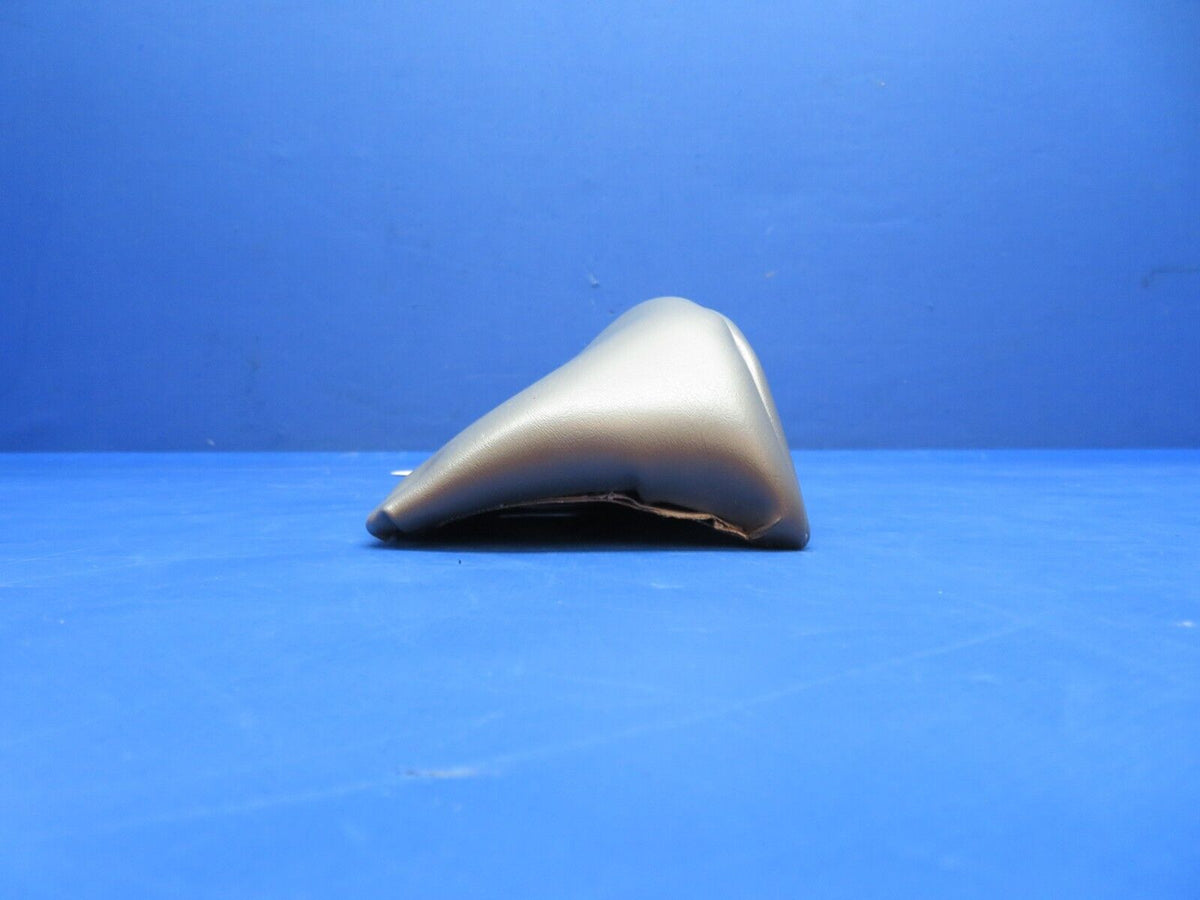 Cessna 310 / 310Q RH FWD Arm Rest Assy Dark Grey Vinyl P/N 0811814 (08 ...
