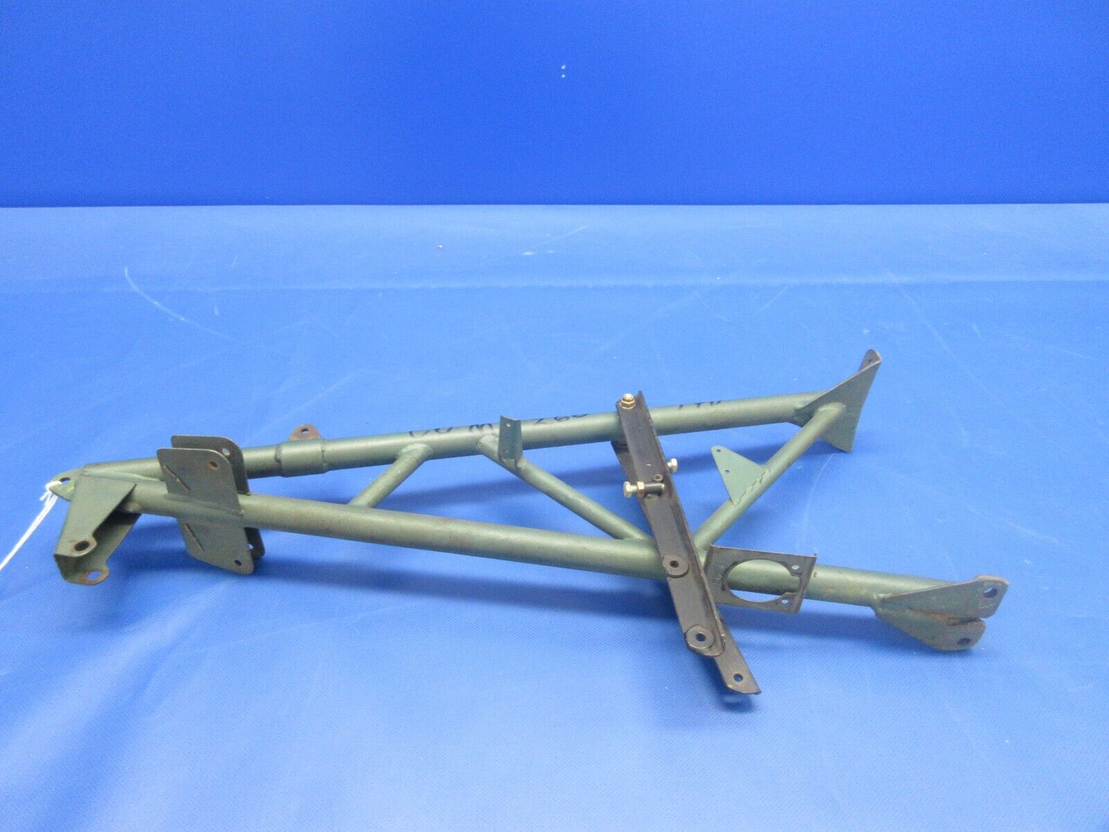Piper PA24-260 Comanche Main Spar Center Support Assy P/N 22697-10 (02 ...