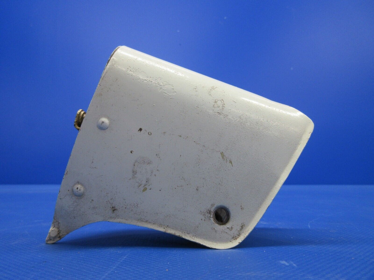 Grimes Wing Navigation Light Bracket P/N 12560 (0224-1696) – Safe Skies ...