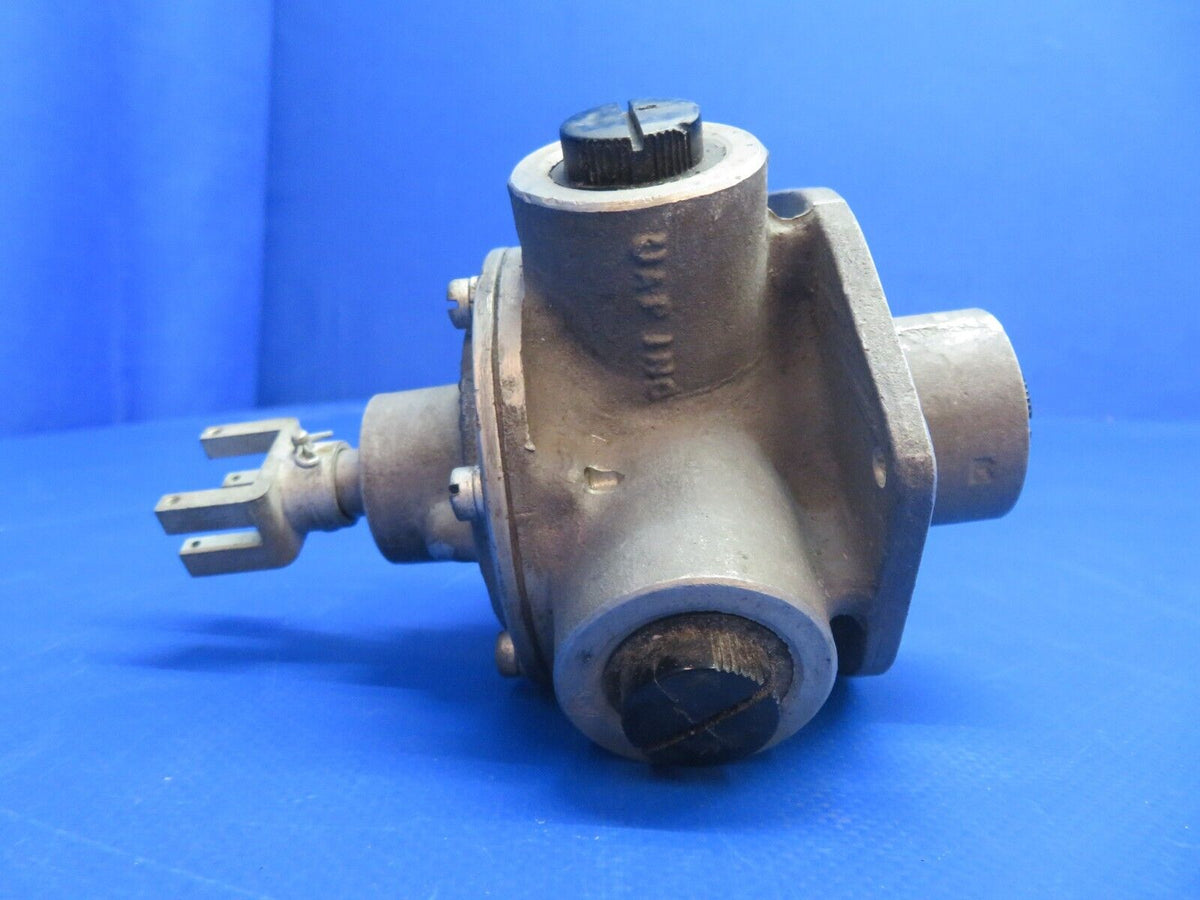 UAP INC. Vintage Fuel Selector Valve Type G3 P/N U725 (1122-556) – Safe ...