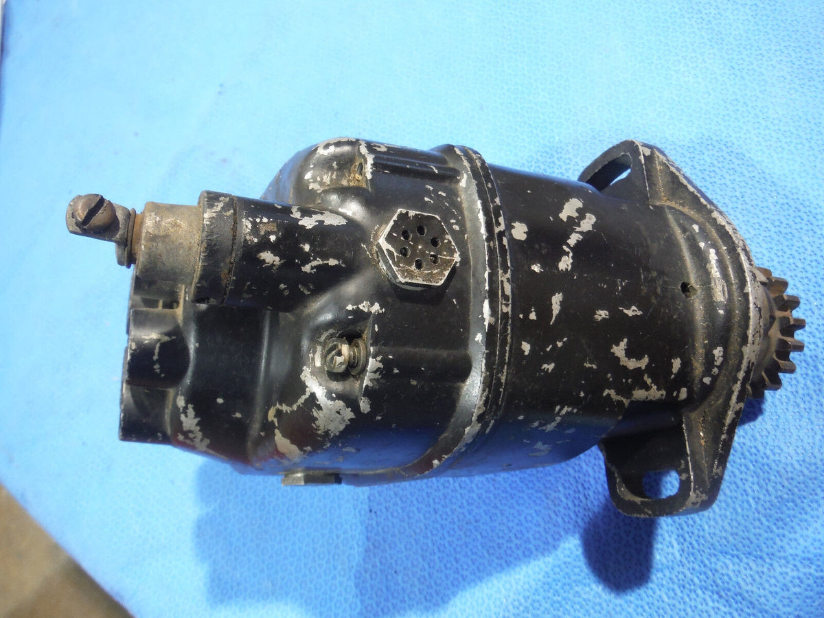 Core- Slick Magneto with Gear Model 667 (915-115) – Safe Skies Aviation ...