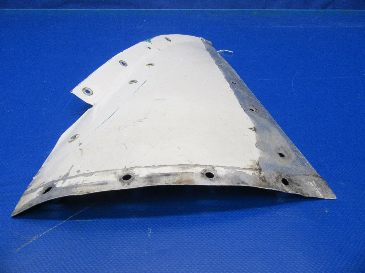 Beech Baron 95-B55 LH Outboard Fairing Nacelle P/N 96-980001-71 (1217 ...