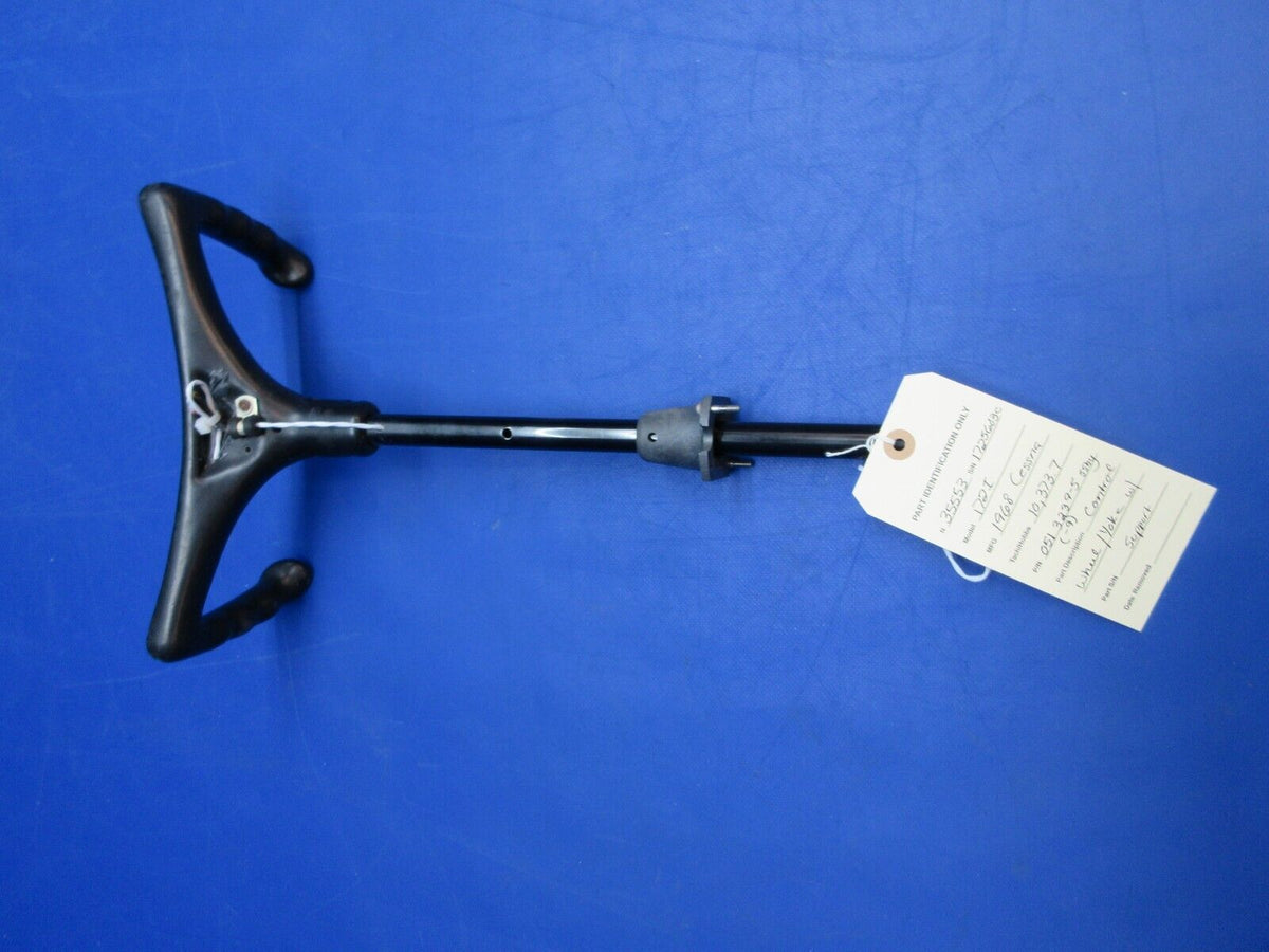Cessna 172 / 172I Control Wheel / Yoke w/ Support P/N 0513239-5 (0923 ...