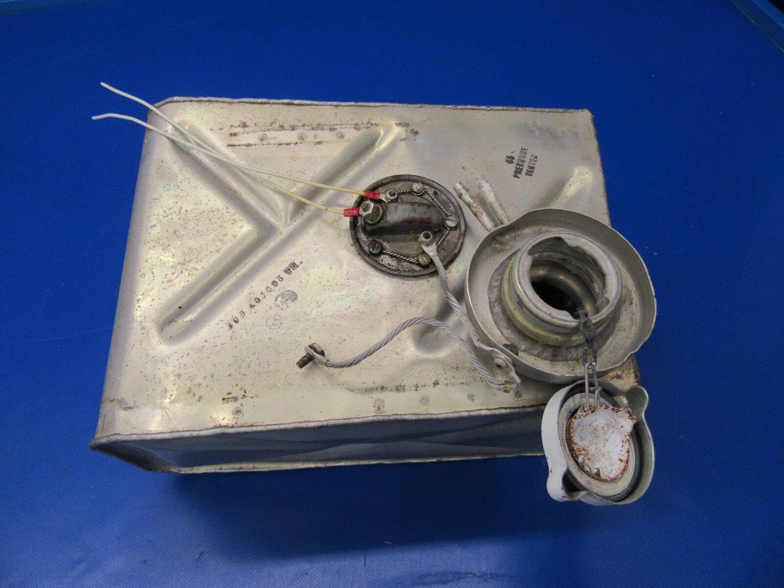 Beech D55 Baron Tank Assy Prop Anti-Ice Alcohol P/N 95-960007-602 (071 ...