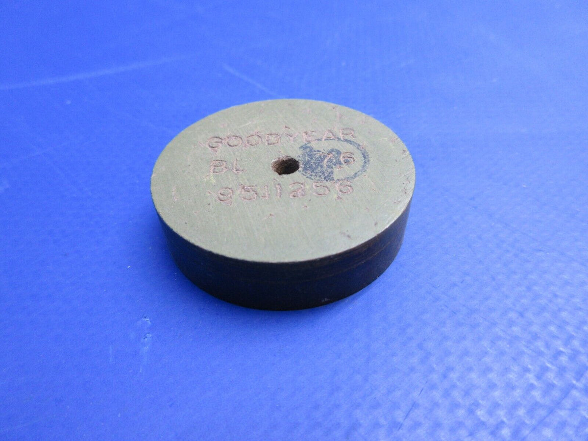 Goodyear Brake Lining P/N 9511256 LOT OF 2 NOS (1023-807) – Safe Skies ...