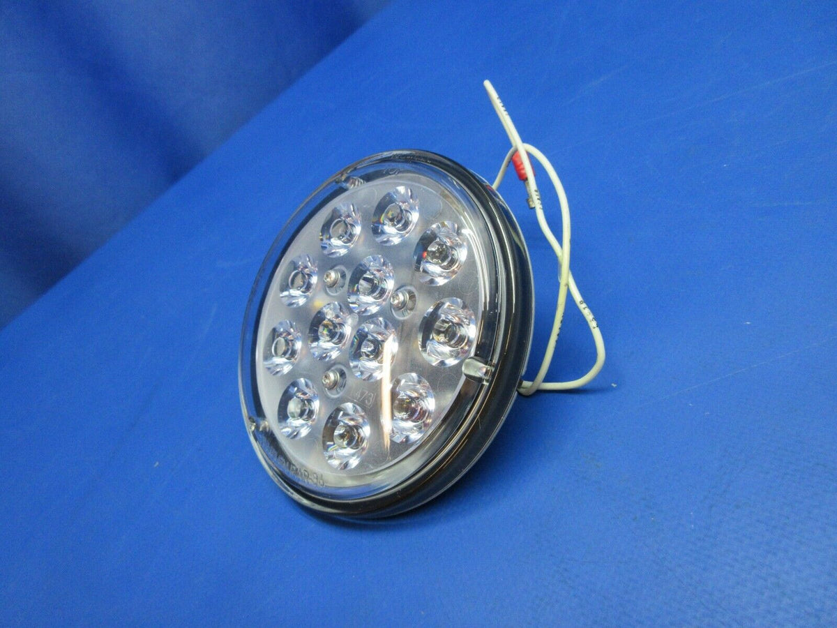 Whelen LED Landing Light 28V P/N 01-0771833-20 (0623-718) – Safe Skies ...