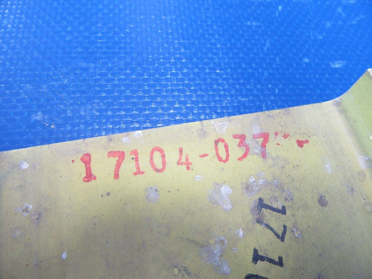 Piper PA-23 RH Flap Spar Assy - NOS P/N 17104-37 (1123-14) – Safe Skies ...
