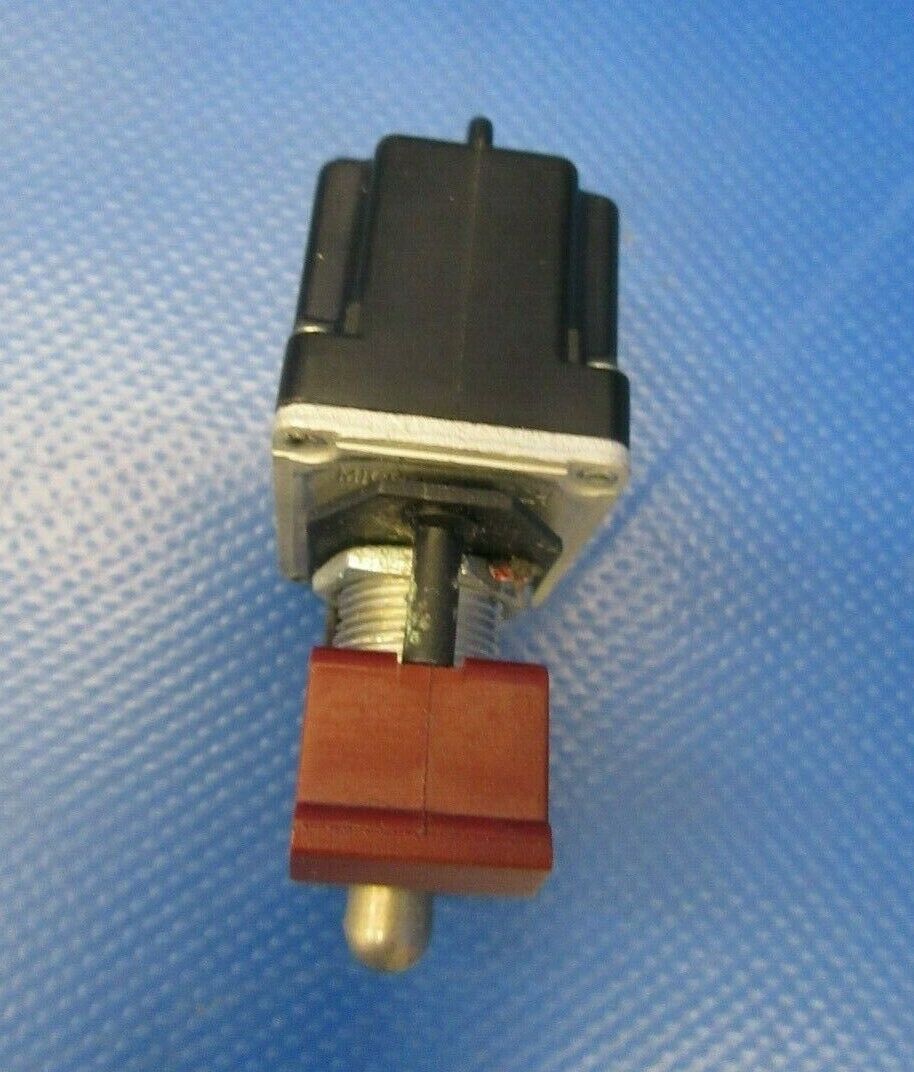 Diamond DA40-180 Emergency Horizon Switch 2TL1-3 / MS24524-23 (0319-51 ...