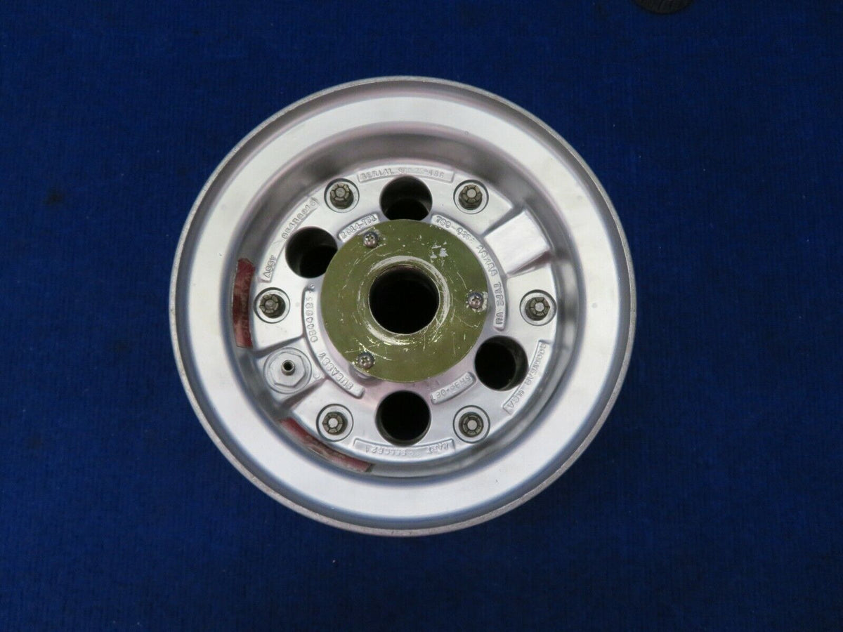 Goodyear Wheel 18 X 5.5 P/N 9543991-6, 9550624, 9544025-3 (0422-477 ...