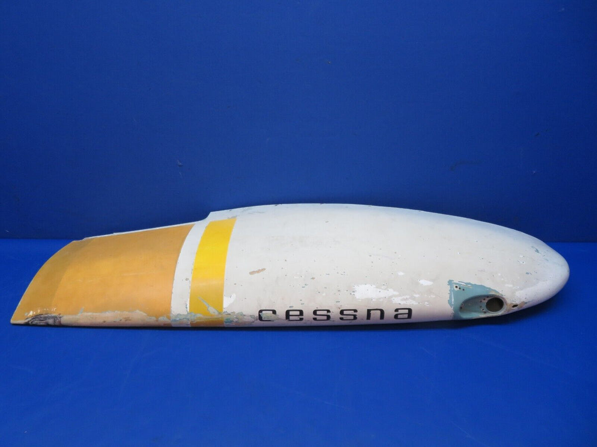 Cessna 210 RH Fiberglass Wing Tip Assy P/N 1221111-202 (0723-425 ...